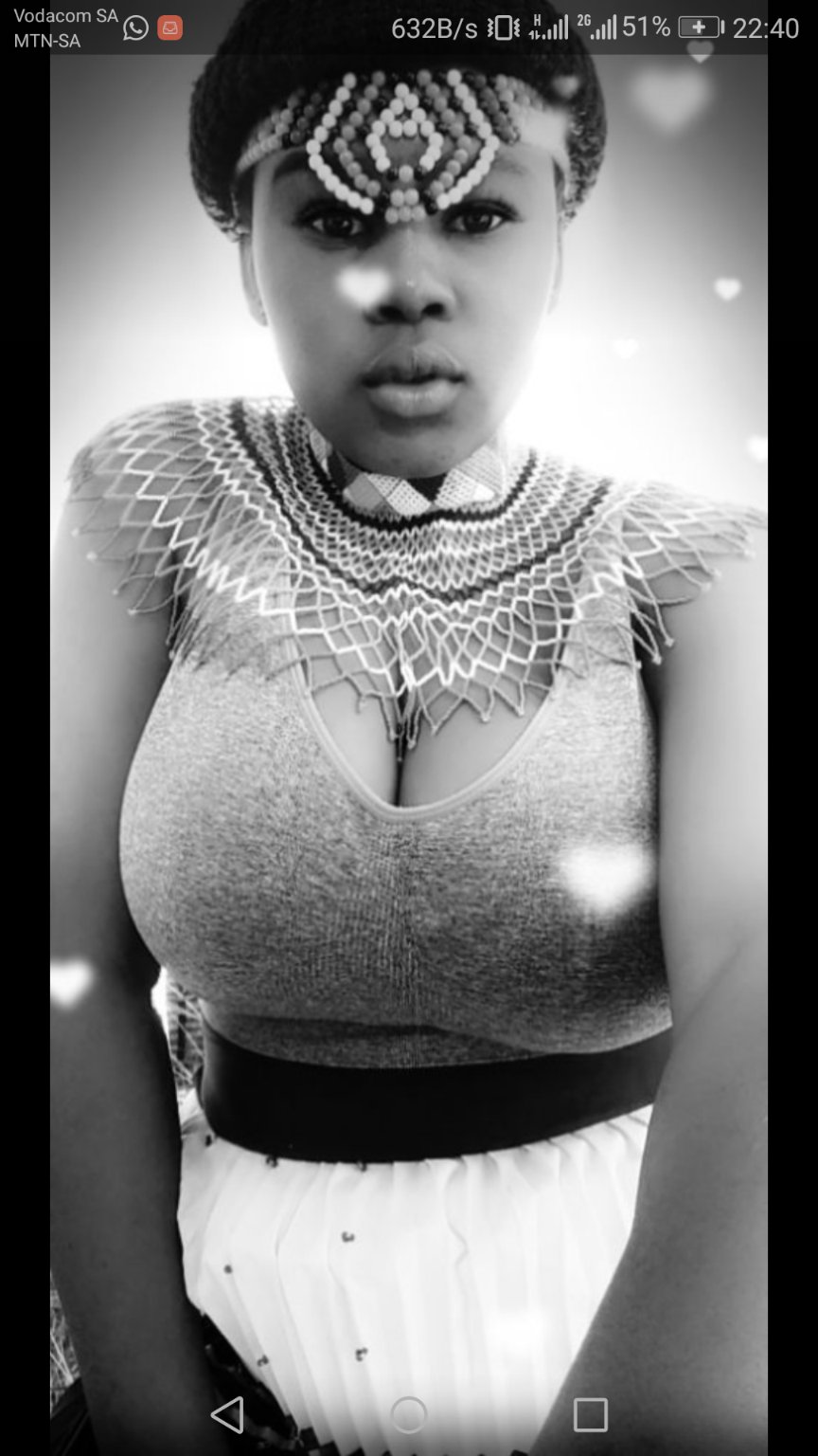 Thandeka Tee on Twitter: "Boobs for days https://t.co/EDHIU9Bkl4" / Twitter