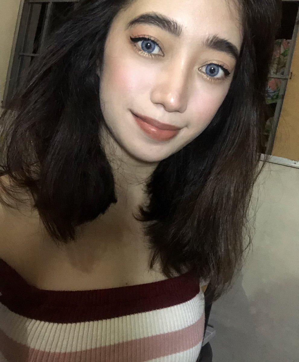 「Me and my favorite art artwork https://t」|Osh 🎀 Comms openのイラスト