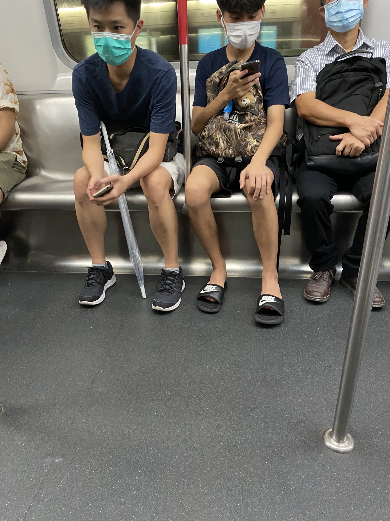 Tt ðŸ‡ðŸ‡° On Twitter Two Cute Guys Both So Smooth Hehe 7tfbgjx6vf Twitter