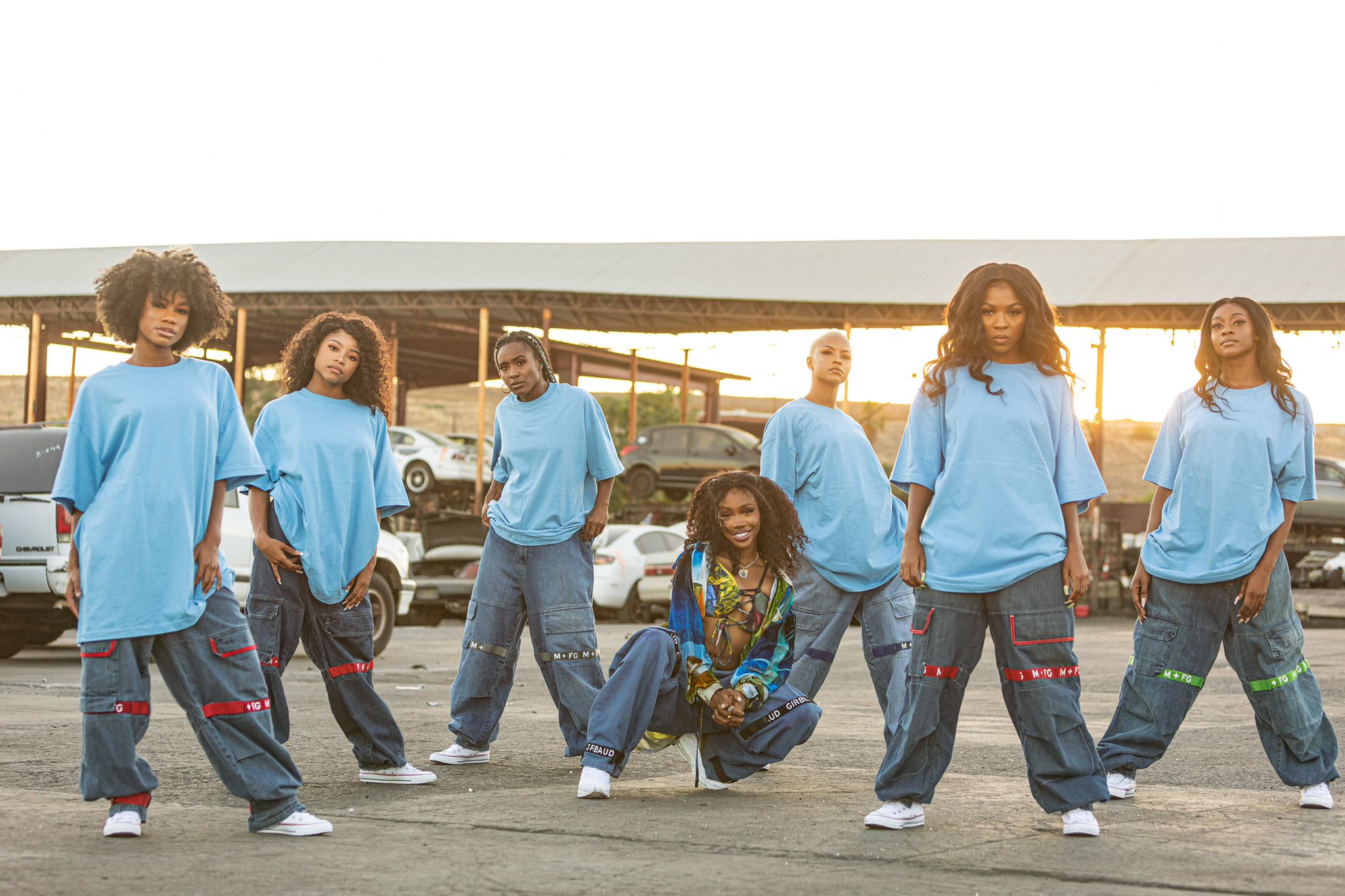 TW Pornstars - 2 pic. SZA. Twitter. Bonding w these beautiful women was ...