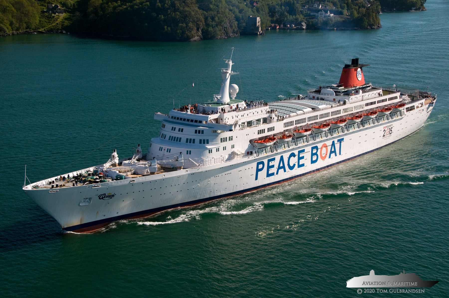 Big Red Boat Oceanic