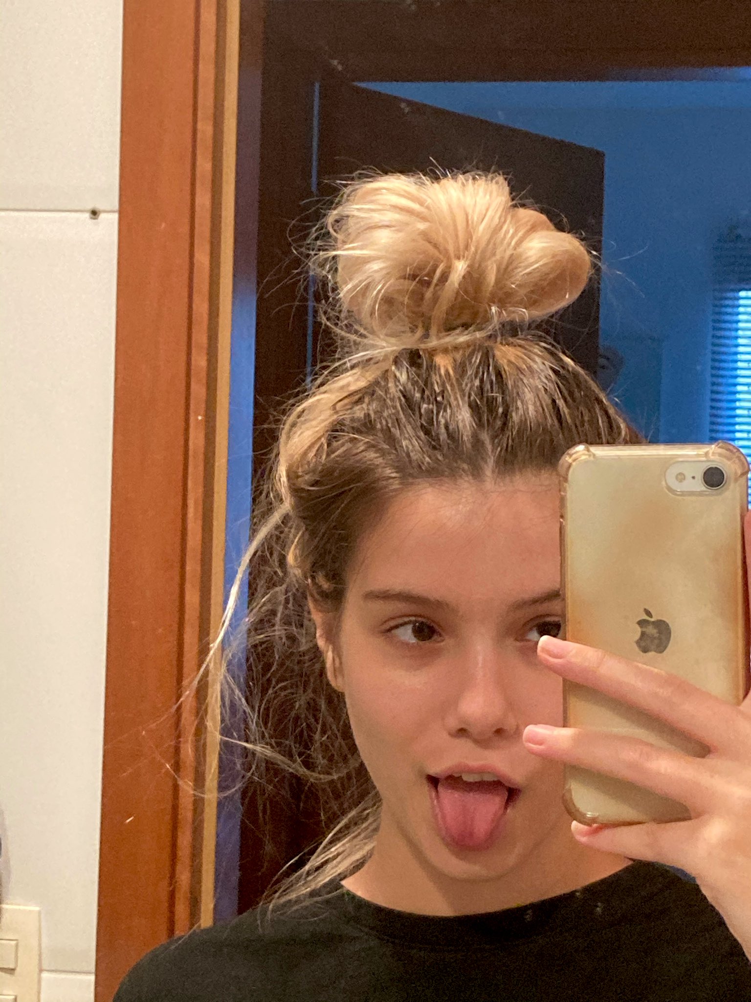 Adele Exarchopoulos Hair
