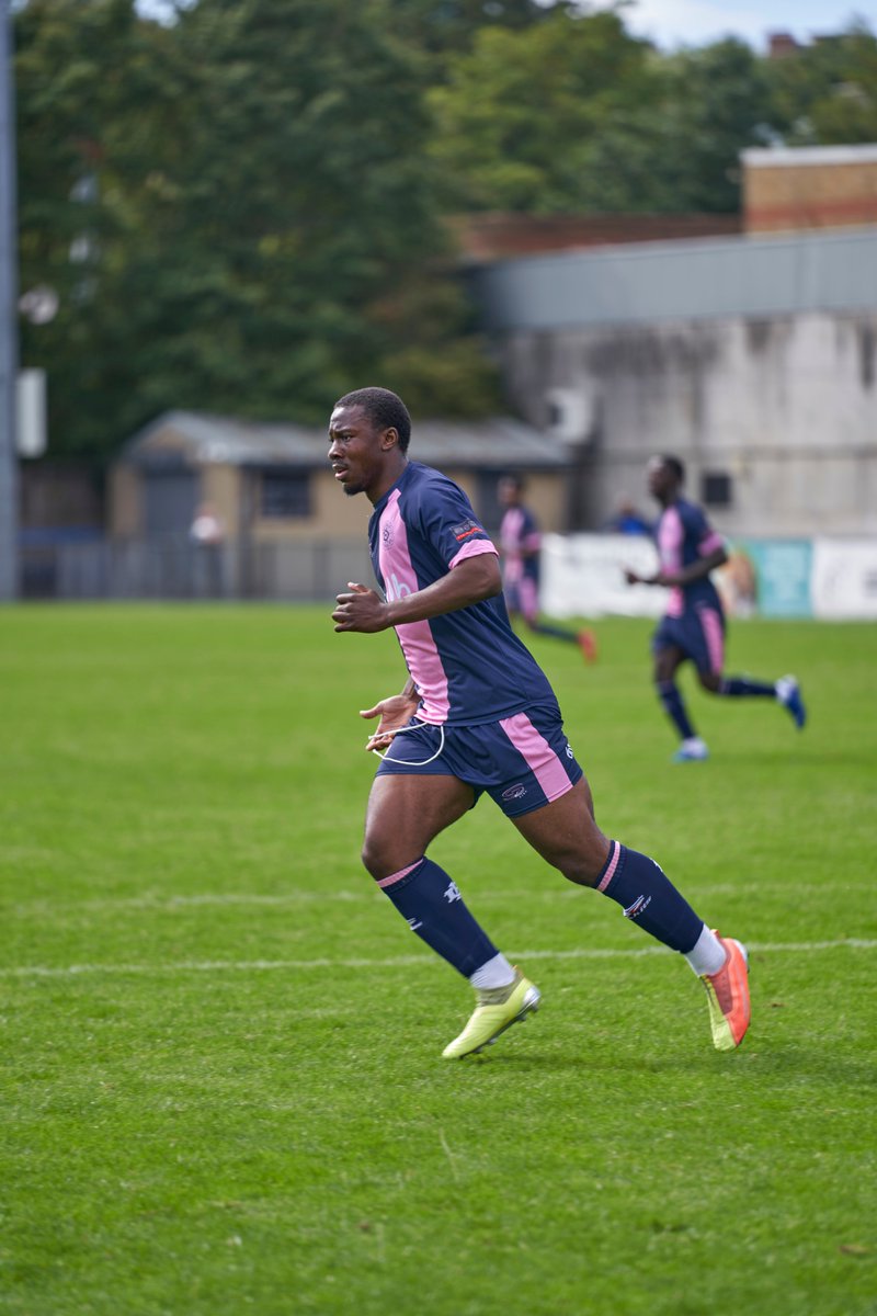 The former West Ham Academy graduate Korrey Henry signs for DHFC : r/DHFC