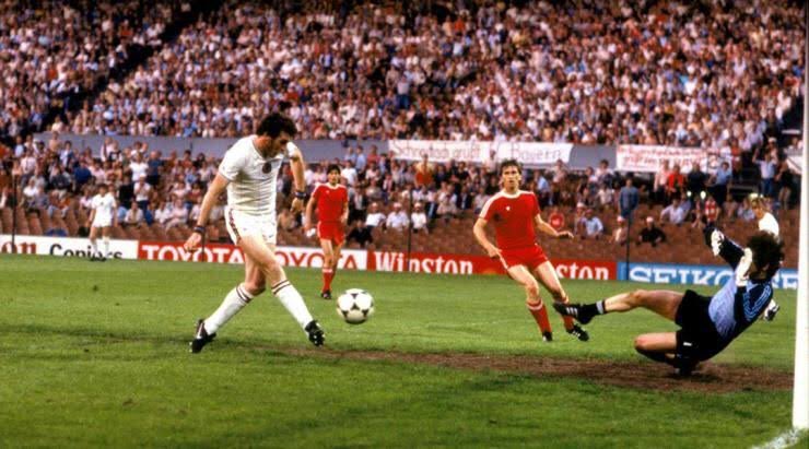 Ada yang masih ingat dengan Peter Withe? Ia merupakan pelatih timnas ...