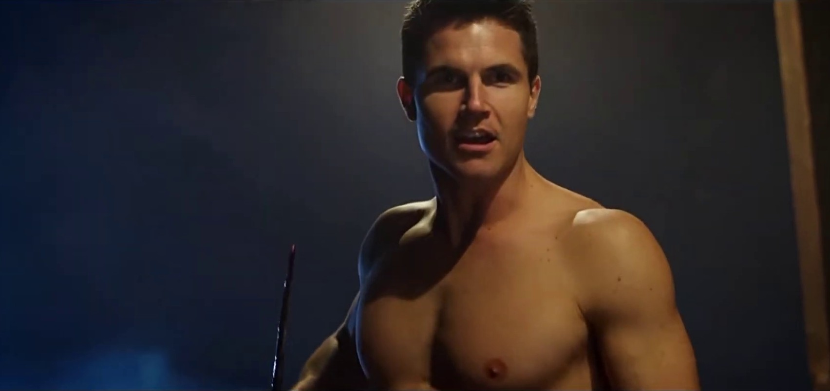 Robbie Amell Shirtless