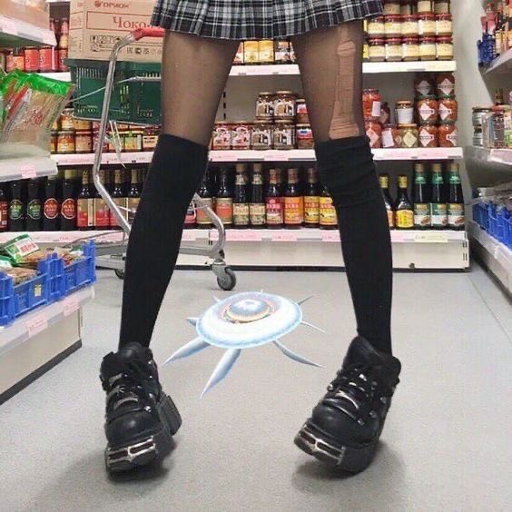 Wren on Twitter: "here’s some alternative girl thinspo #alt #thinsp0 #thinspo #ed #edtwt (a ...