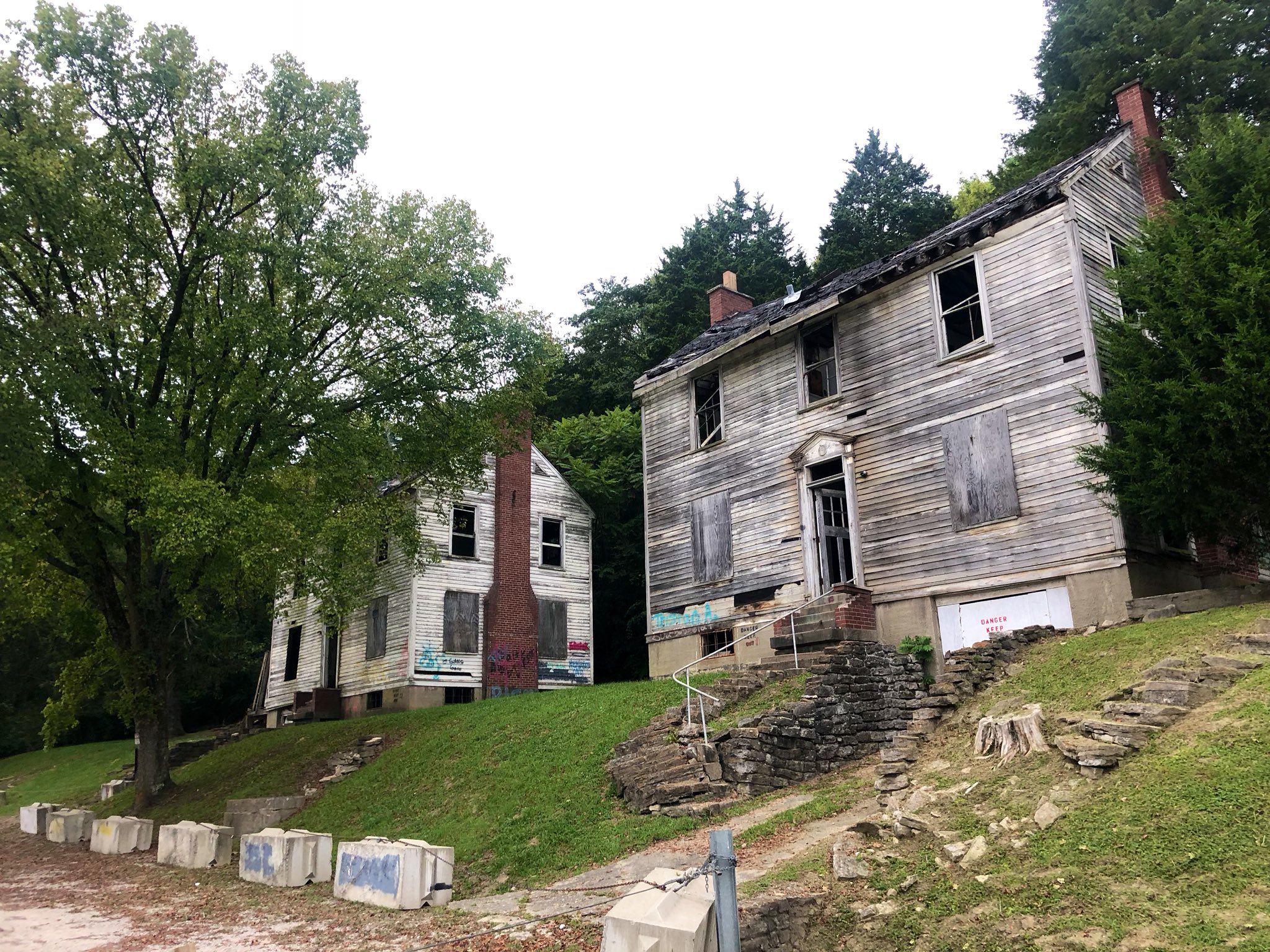 TW Pornstars - 4 pic. Ryley Rails. Twitter. Spent the day hiking at ...