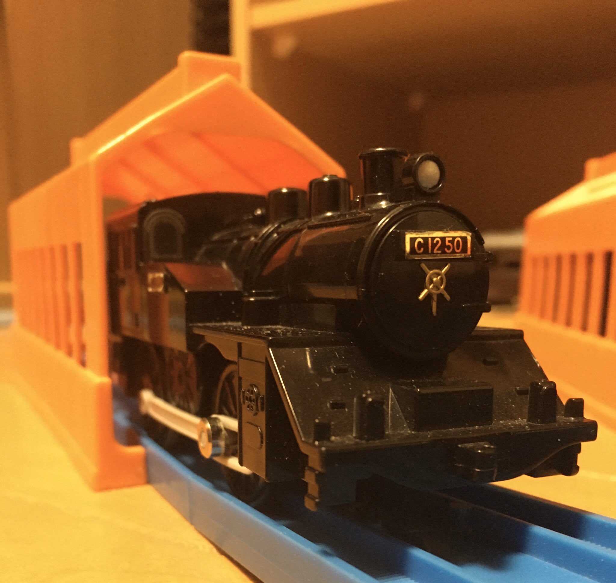 さトーマス on Twitter: "@Nscaleguy1 Thank you. From leftside, B20 the small shunter tank engine, C12 ...