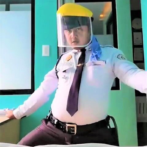 KapusoMoJessicaSoho on Twitter: "Go, Manong Sekyu! 😂 #KMJS15…