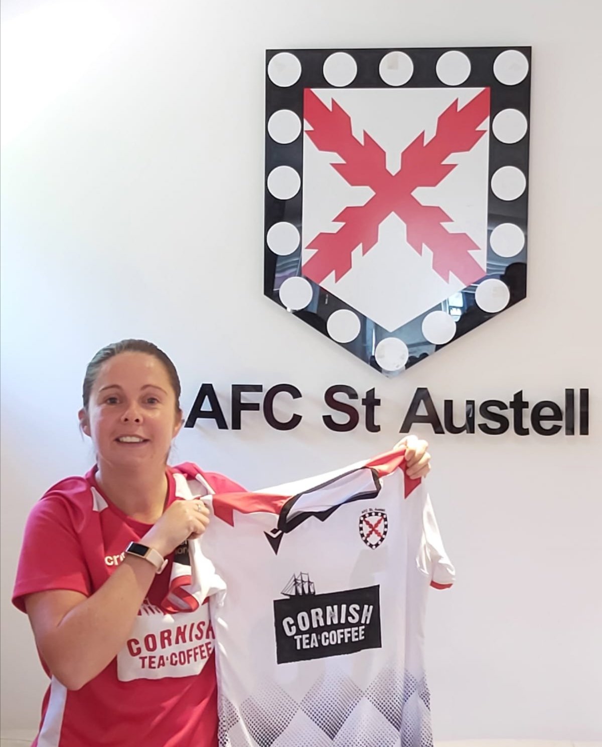 AFC ST AUSTELL LADIES on Twitter: "We welcome Danielle Salt to the club. Looking forward to ...