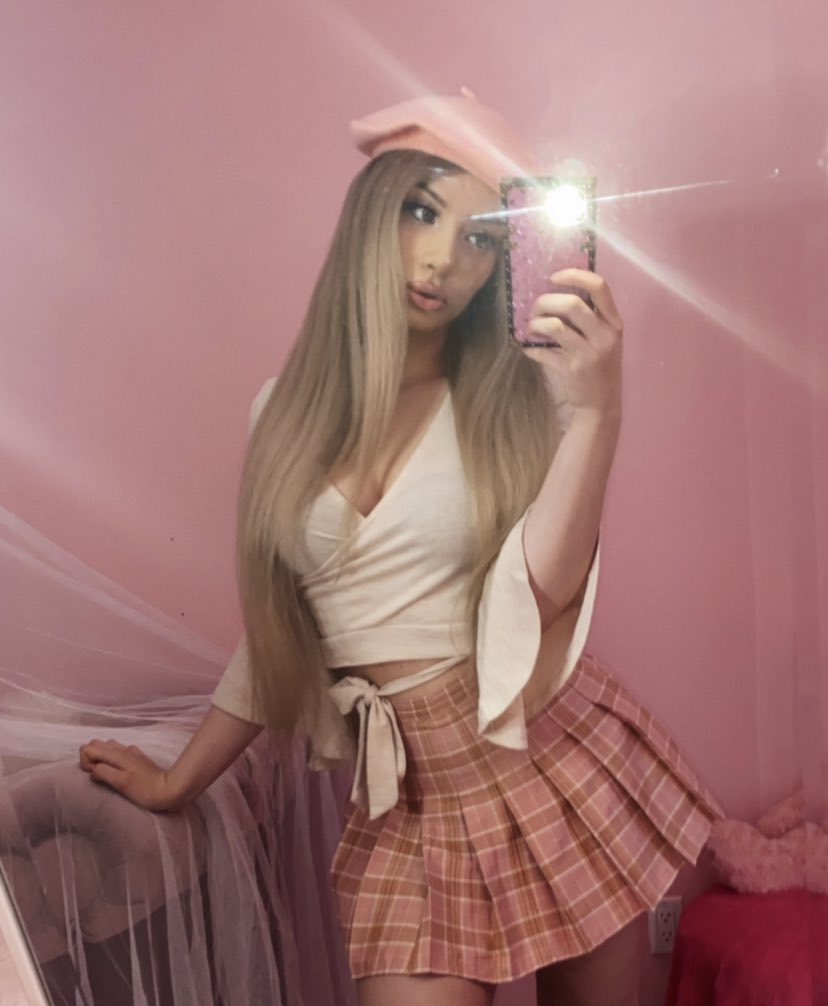 carmie ʚ♡ɞ on Twitter: "I was rlly this cute before quarantine and now i dont get out of bed☹️ ...