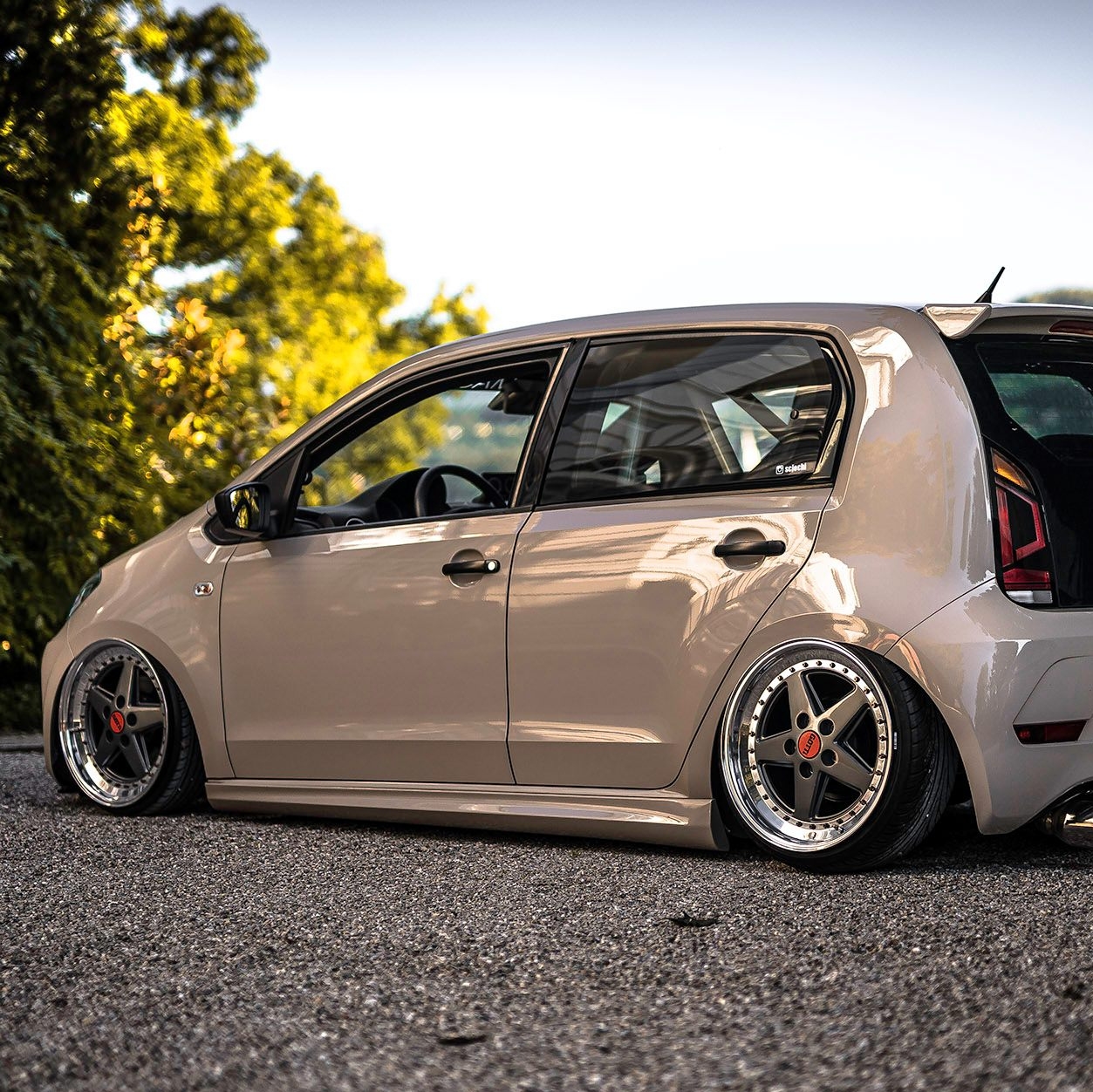 Volkswagen Up Air Ride