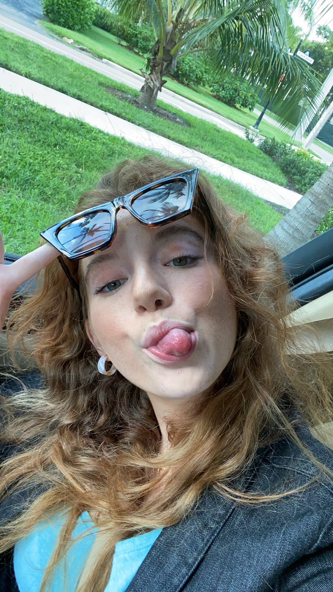 Ashley Suarez's Instagram, Twitter & Facebook on IDCrawl