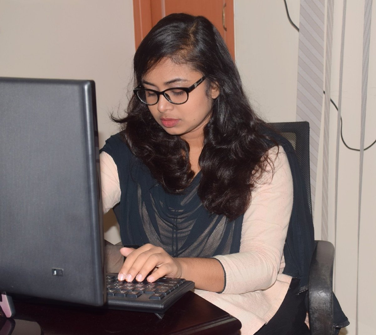 Afroj Shikder Roja (@afroj_roja) | Twitter