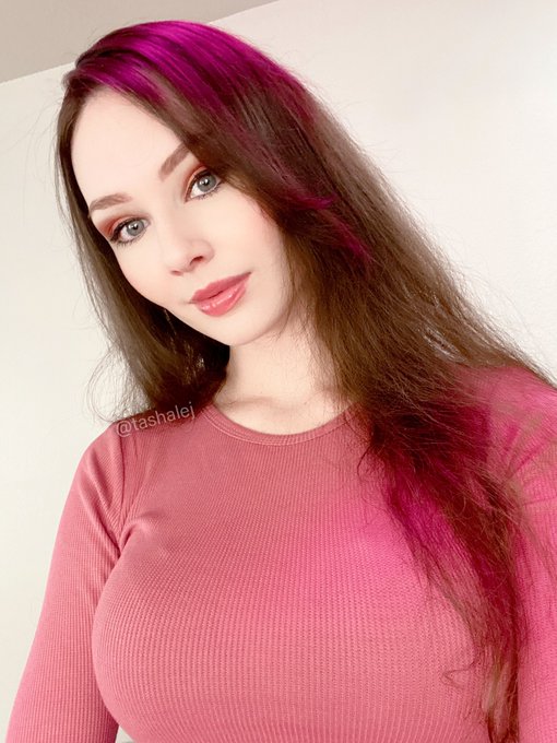 Twoucan - tasha 🕸 (@tashalej)