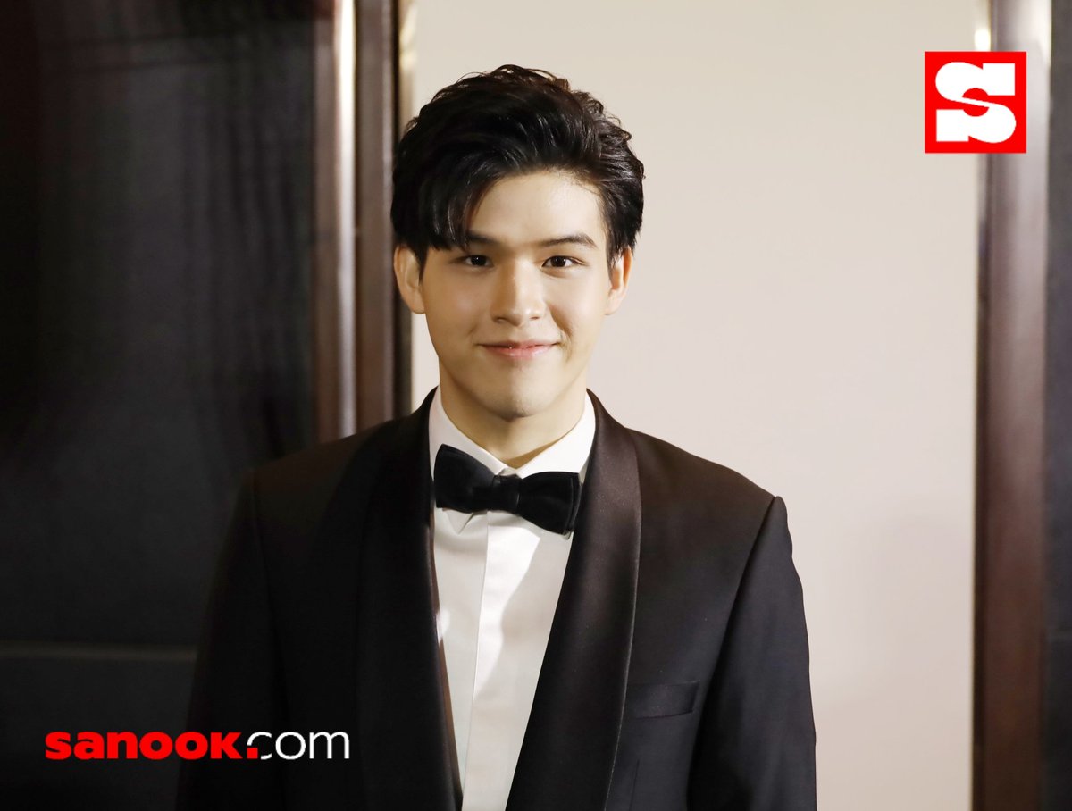 Sanook.com on Twitter: "เซอร์ไพรส์ สุดๆ เมื่อ #โป๊ปเบลล่า โผล่มาระหว่างเพลง บุพเพสันนิวาส ขับ ...