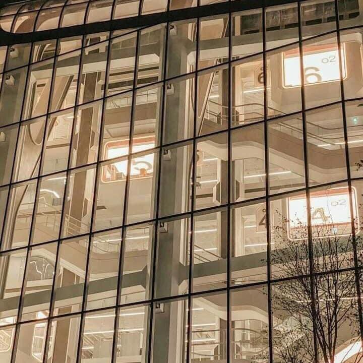 Yg Entertainment Building At Night