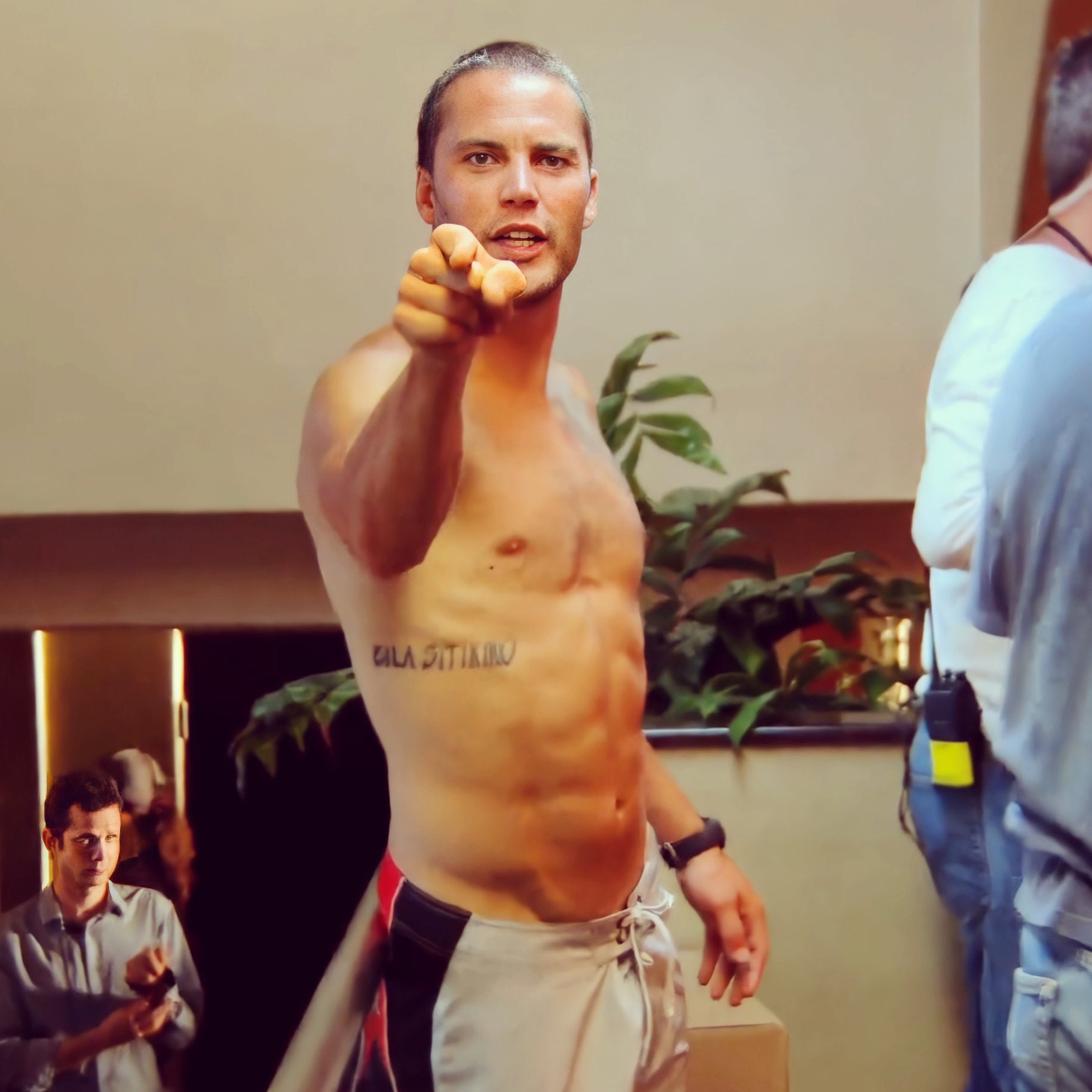 Taylor Kitsch Shirtless Savages