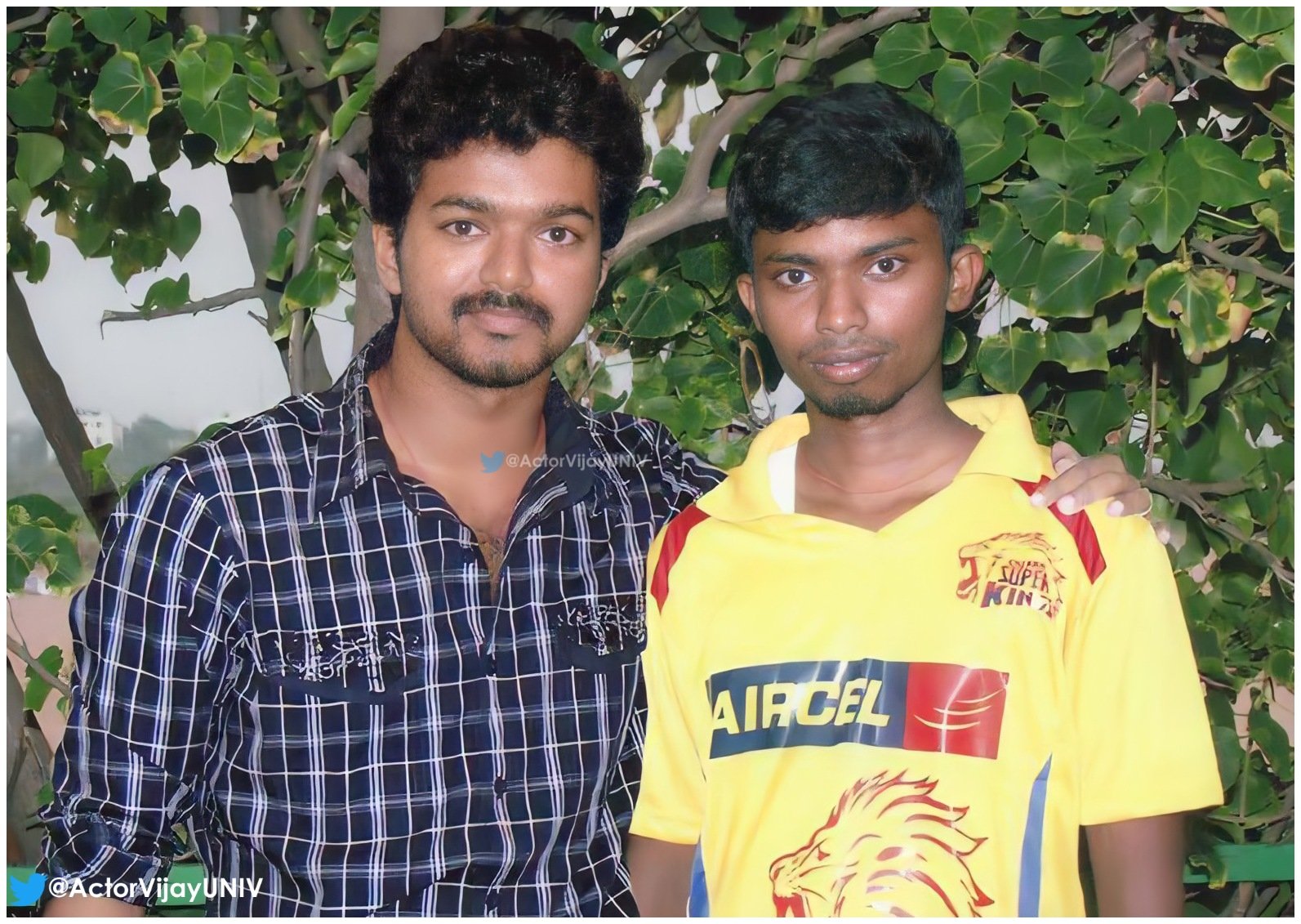 Actor Vijay With Dhoni