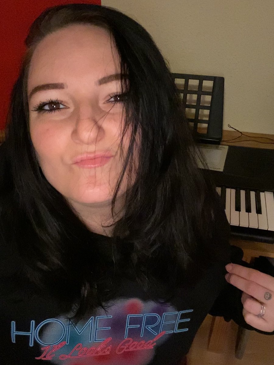 Nicole Foust's Instagram, Twitter & Facebook on IDCrawl