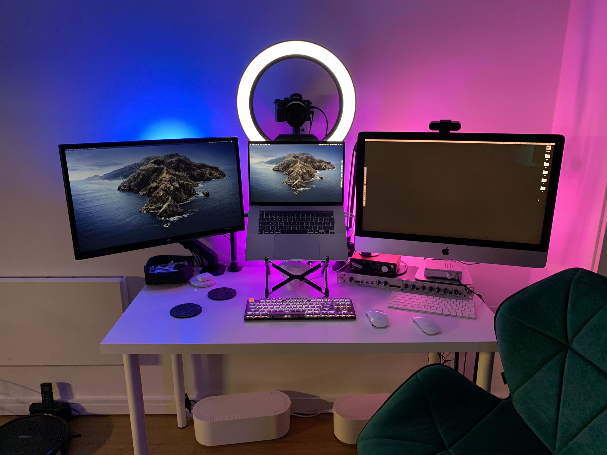 Drew McLellan on X Testing out the new elgato ring light in my setup. https t mKix4lalD4 X