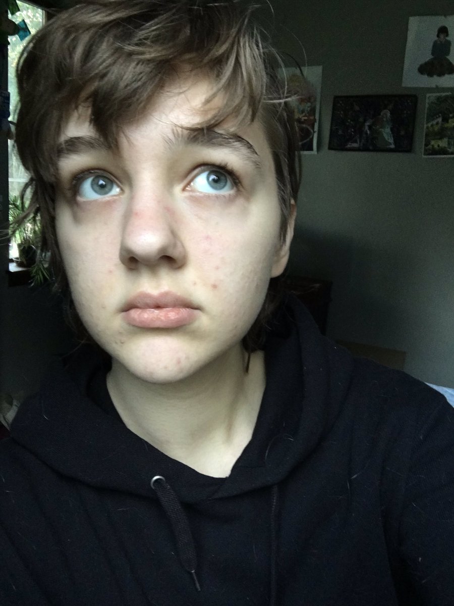 「allow me to shove my face in your face 」|maggieのイラスト