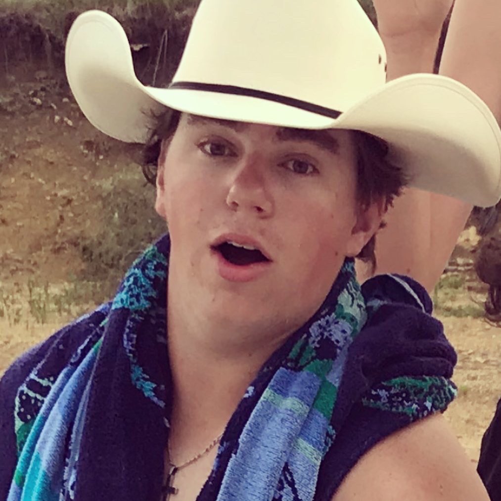 Charlie Garrett's Instagram, Twitter & Facebook on IDCrawl