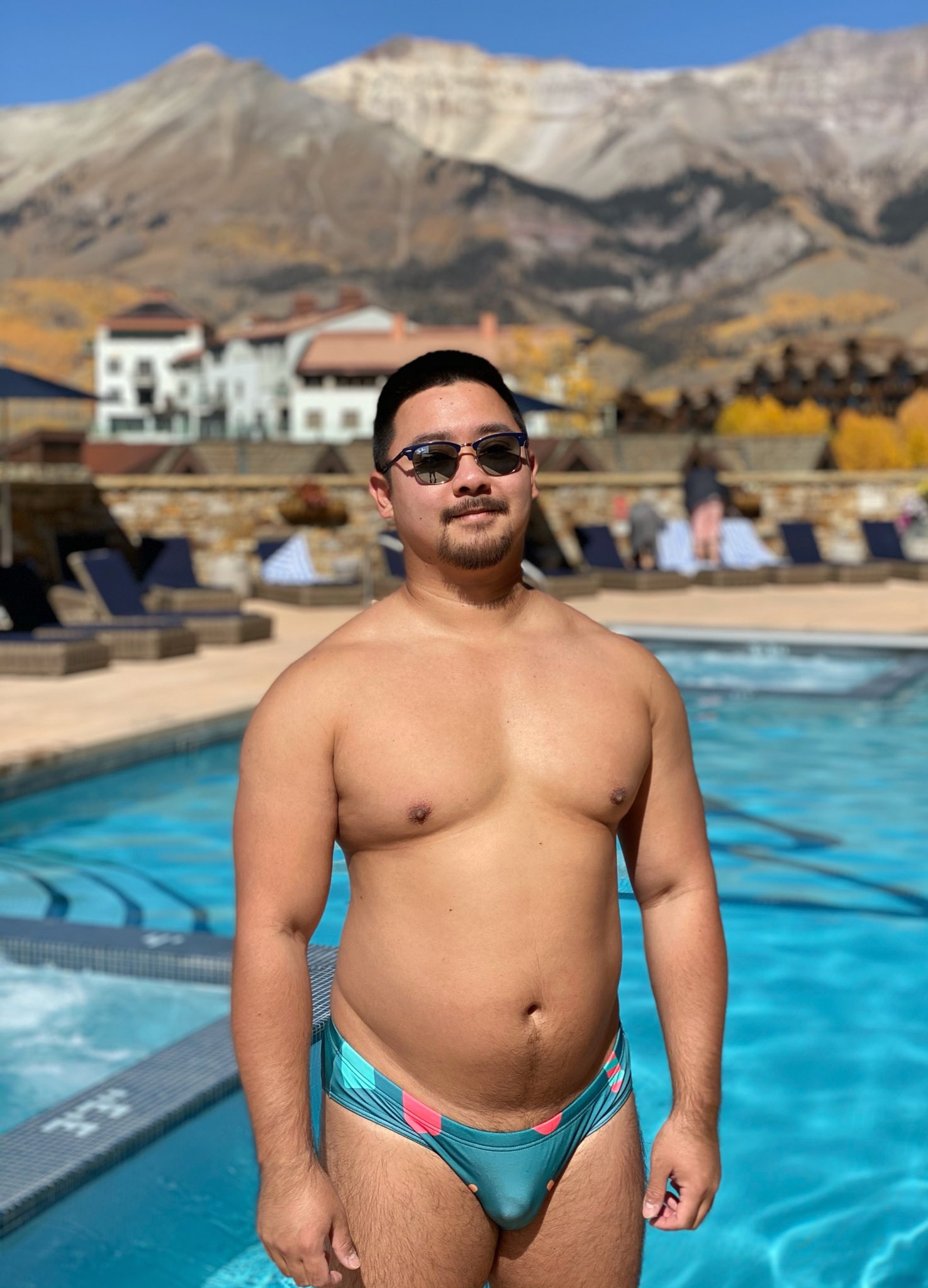 Cub Cubic on Twitter: "Pool daze https://t.co/RfbJI7F3QL" / Twitter