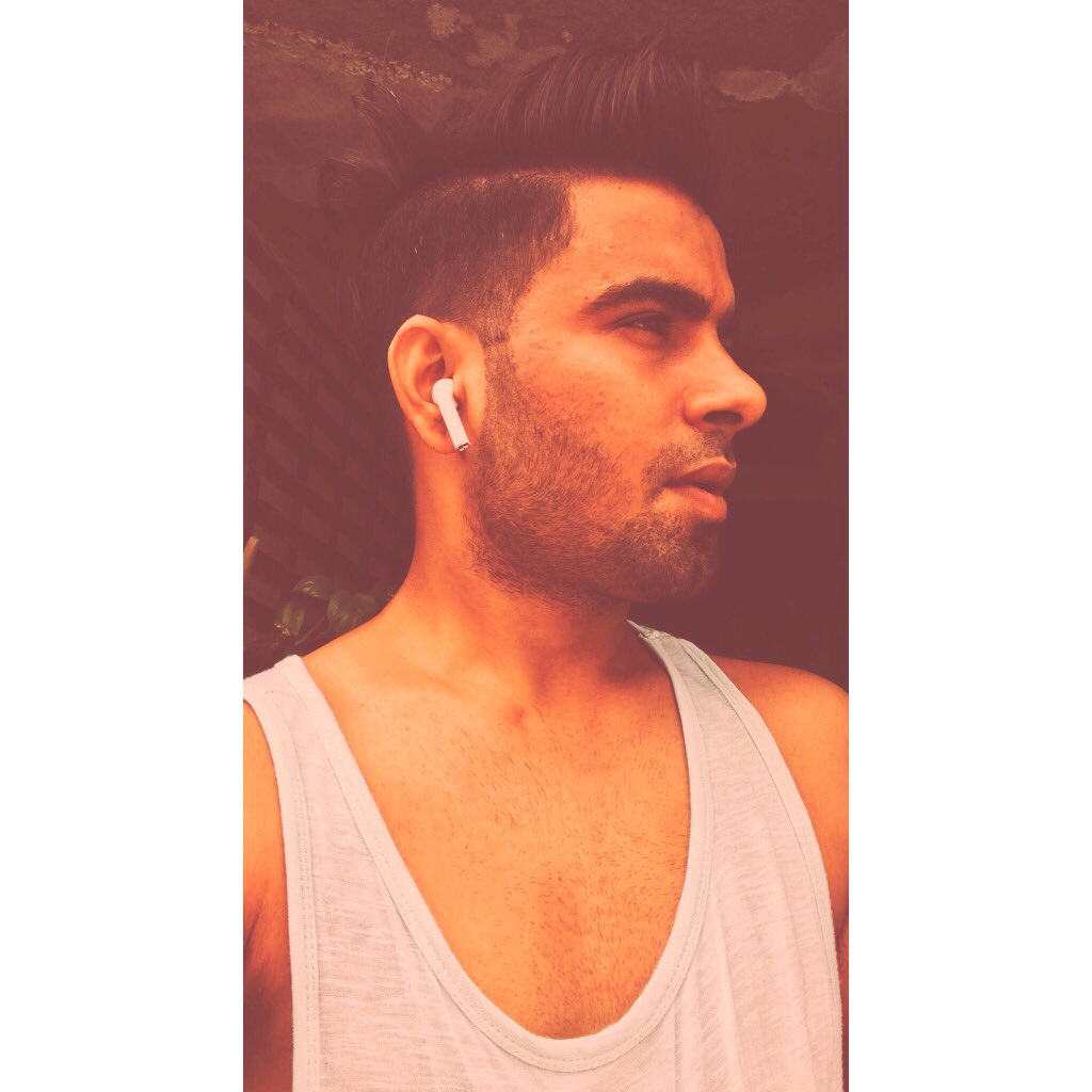 Sanchit Joshis Instagram Twitter And Facebook On Idcrawl