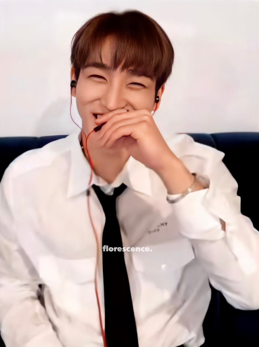 for moonbin on Twitter: "RT @florescence_tbz: 201004 #상연 #이상연 #SANGYEON #더보이즈 #THEBOYZ"