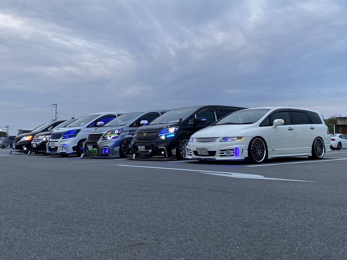 ヴェル (@ROWEN_VELLFIRE) | Twitter