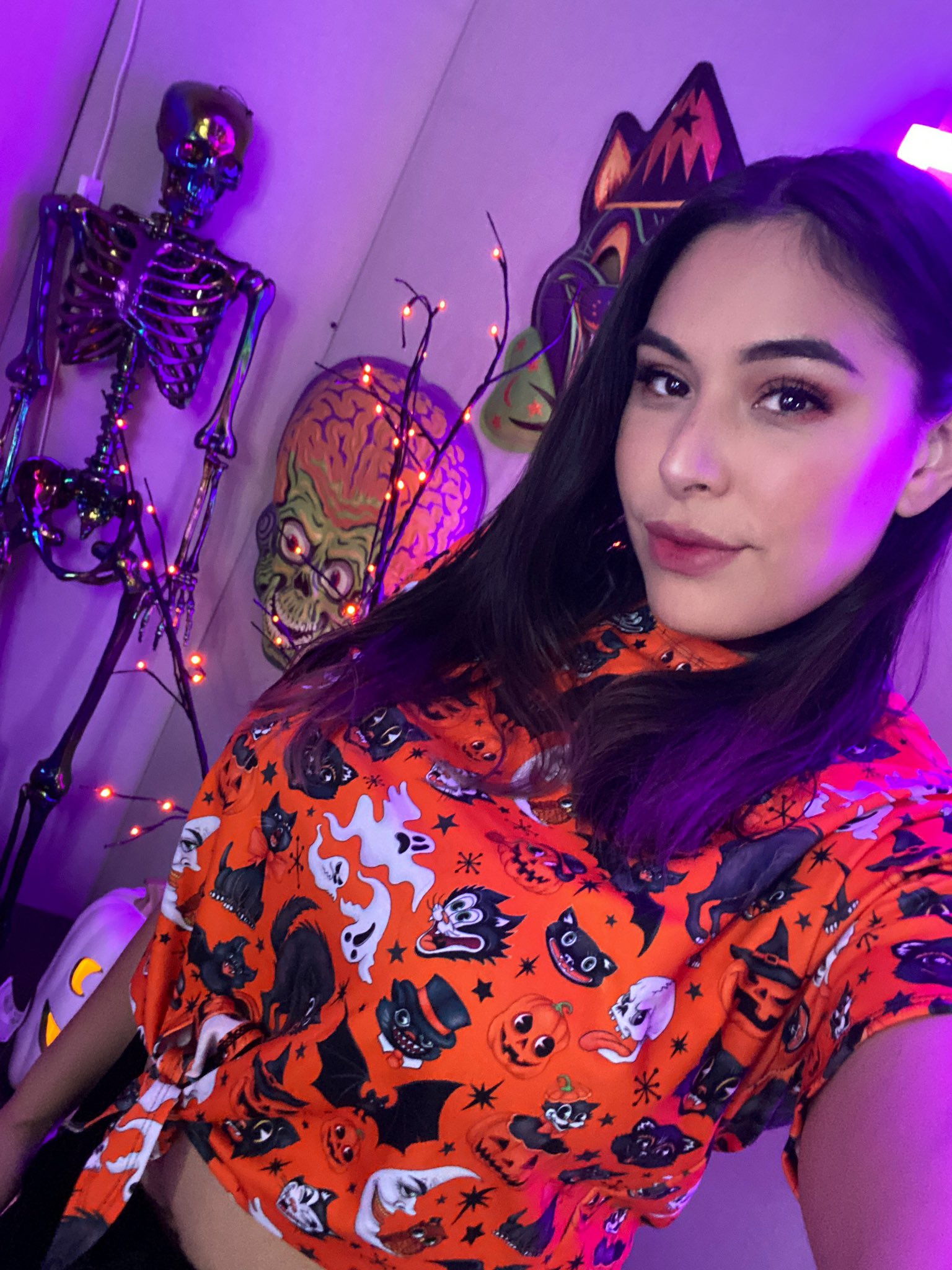 Ihascupquake And Red Fan Art