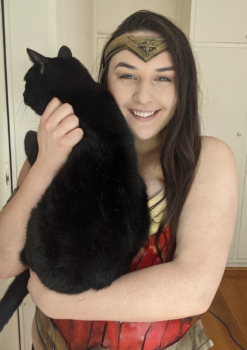 Emmy but spooky 👻🎃🕸️🐈‍⬛ (@emmycosplays) さんのコスプレ作品まとめ (10 件) - Twoucan