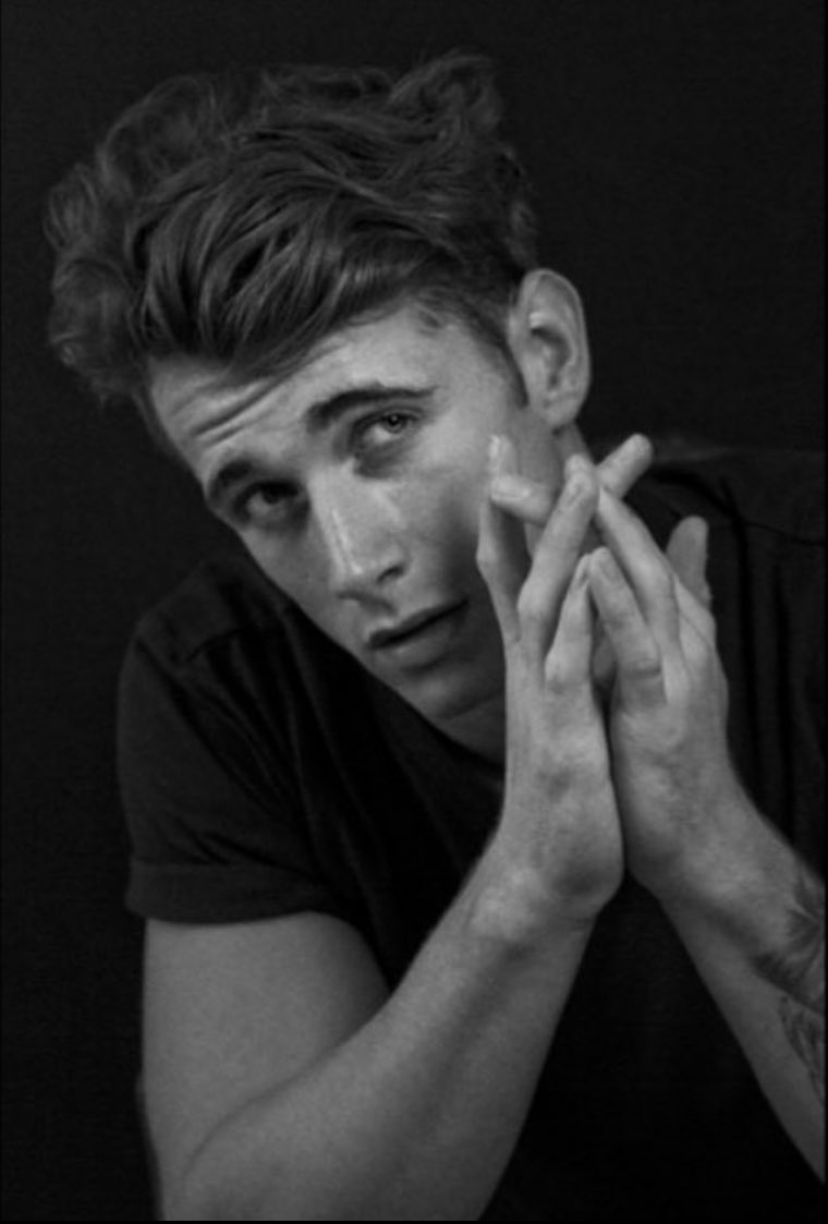 wolver_peen on Twitter: "Come watch me suck my fat 9 inch dick! 😏😈 OF; https://t.co/RWloaXrddh ...