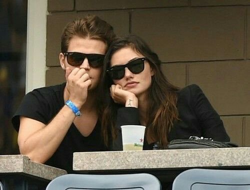 Phoebe Tonkin And Tom Felton