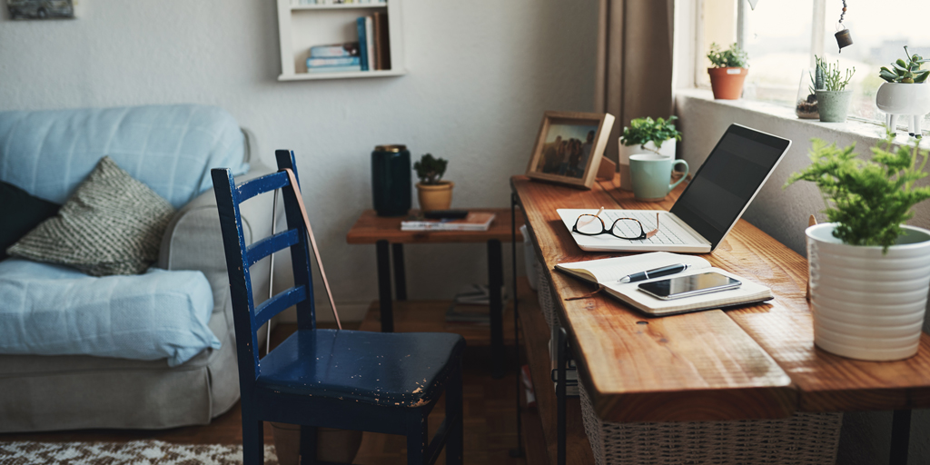 We love to set up our perfect study space-some stationery, a notebook ...