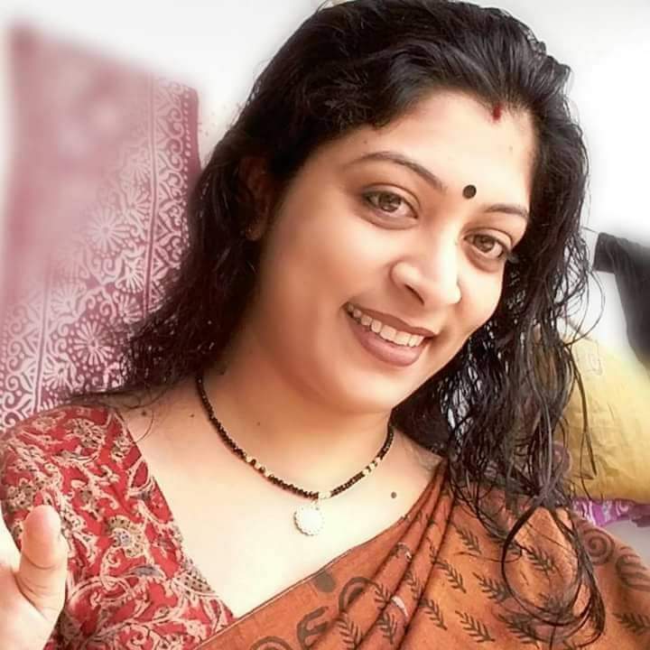 Debolina Chatterjee's Instagram, Twitter & Facebook on IDCrawl