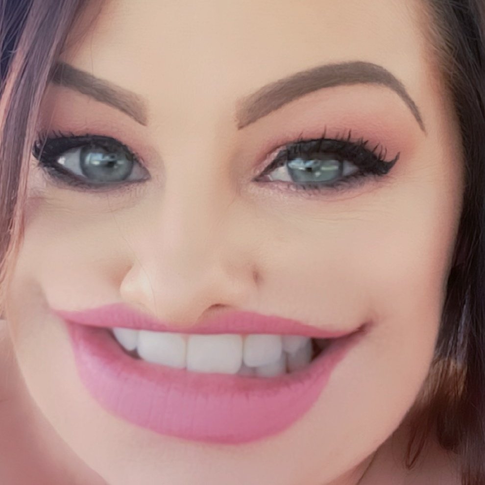 Michelle Caley's Instagram, Twitter & Facebook on IDCrawl