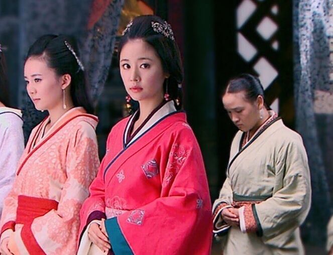 Schemes Of A Beauty Ruby Lin