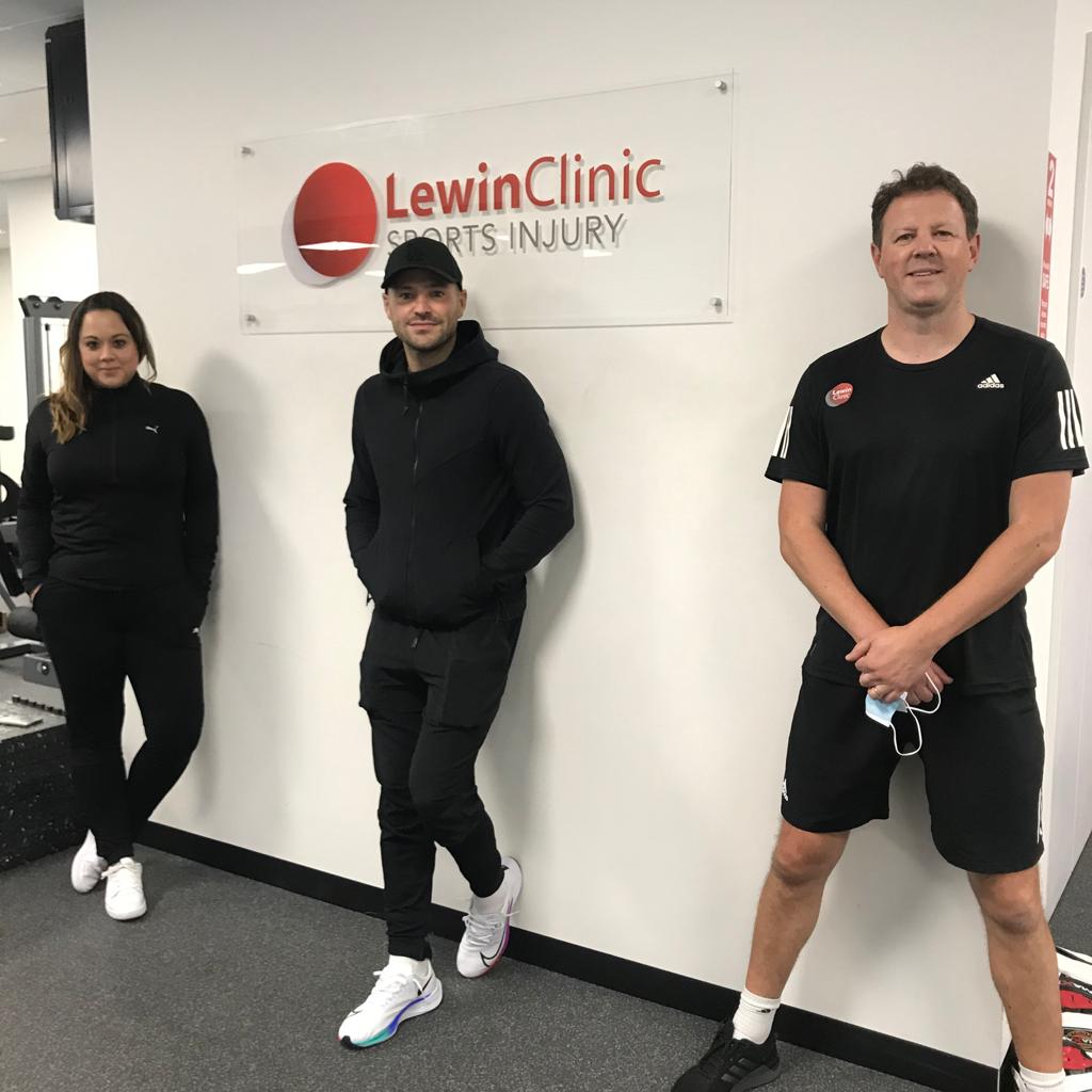 The Lewin Clinic on Twitter: "Great to see @MarkWright_ in the clinic today. ⁠ ⁠ Colin's helping ...