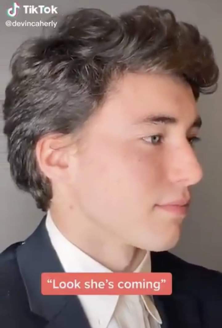 「HELL YEA!! I STAN THE FIRST OFA USER LETS GOOOOOO 」scrub 🍁の漫画