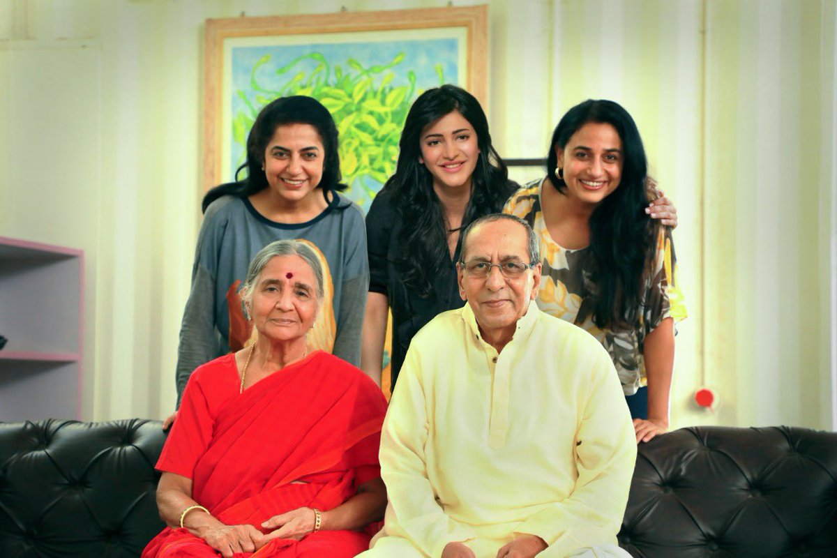 Suhasini Maniratnam Family Photos