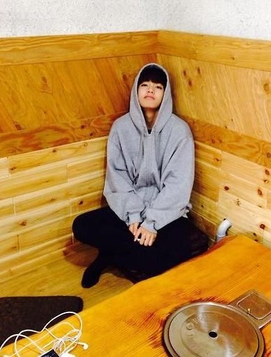 KTH FACTS on Twitter: "miss you taehyung. https://t.co/TsWhpZZRZB" / Twitter