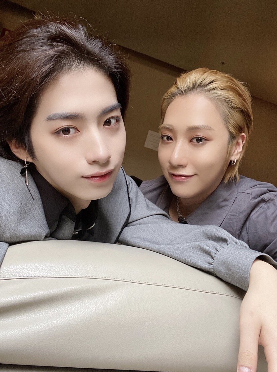 ONEUS Twitter Update with Xion [ft. Dongmyeong and Kkomi] (201013) : r ...