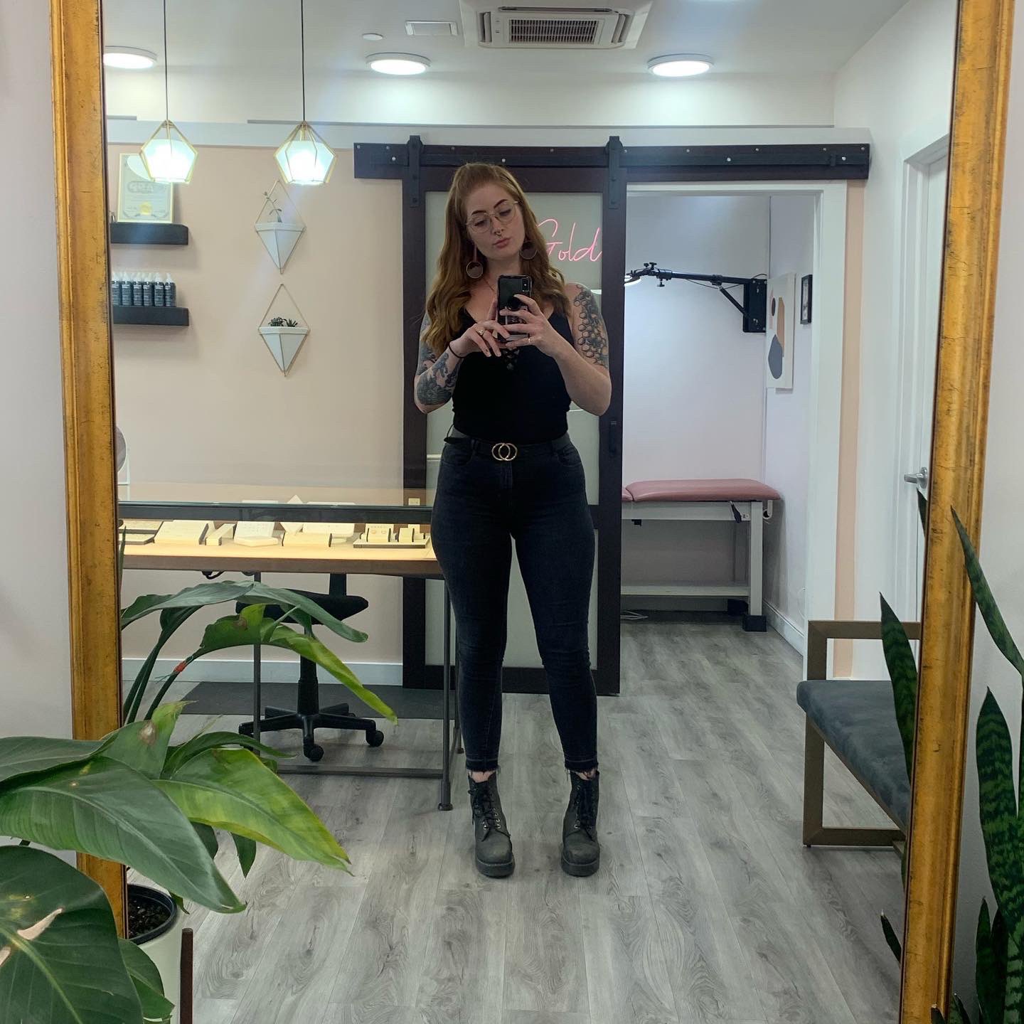 Taylor Bell on Twitter: " BIG NEWS! As of November 2nd I will be a part of So Gold Studios! I’m ...