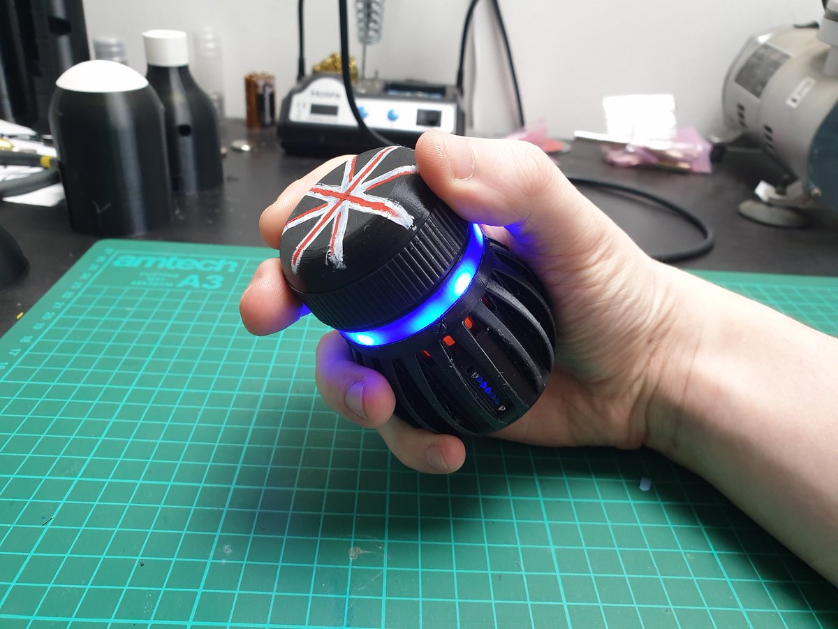 Thatcher's EMP Grenade : r/Rainbow6