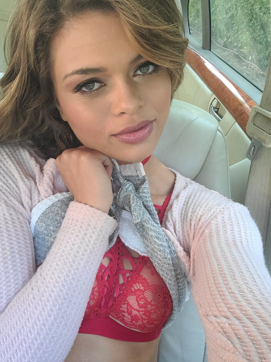 Destiny Cruz Agentapo