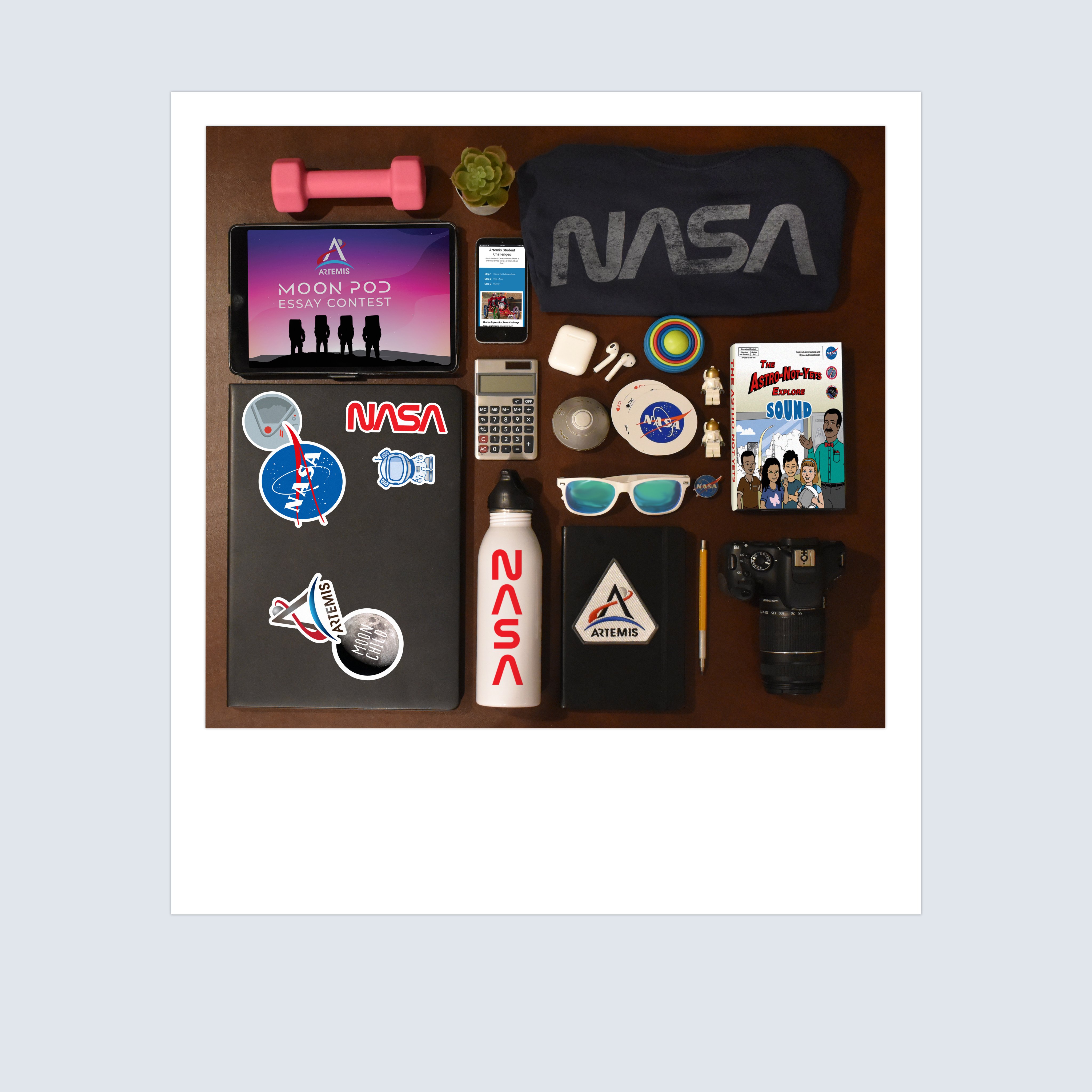 What Would You Pack for the Moon? Show Us Your #NASAMoonKit 🚀🌑📸 / Twitter