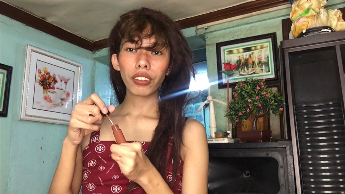 Pipay @pipaykipayy Timeline, The Visualized Twitter (Analytics)