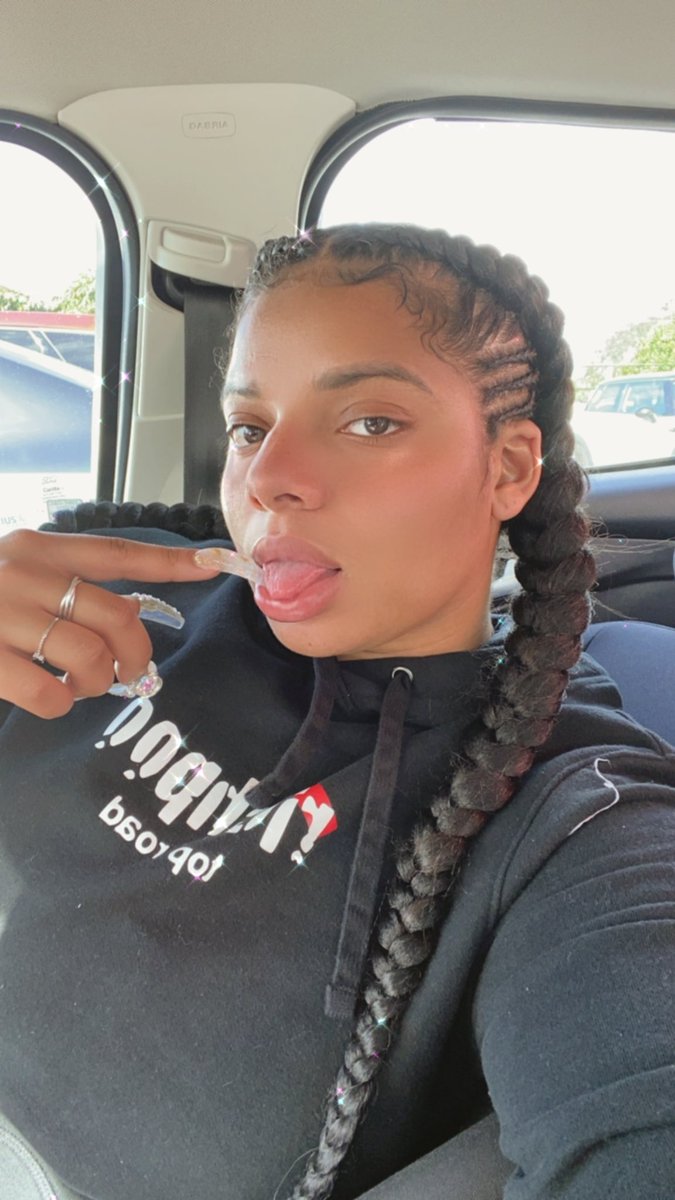 Good morning 🌞 kkvsh @mikaylasaravia